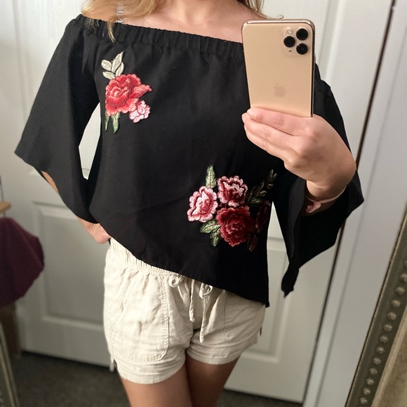 Haute Rouge, from a boutique | Tops | Off The Shoulder Black Rose Top ...